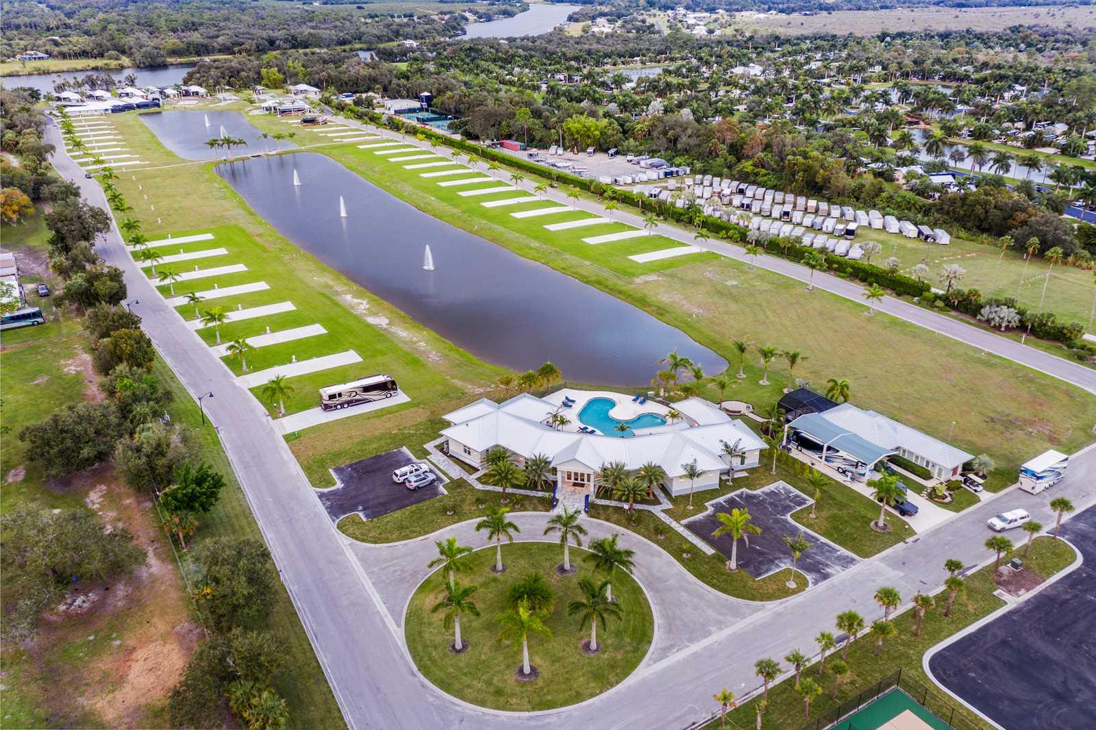 River Landings RV Resort | Free to Roam